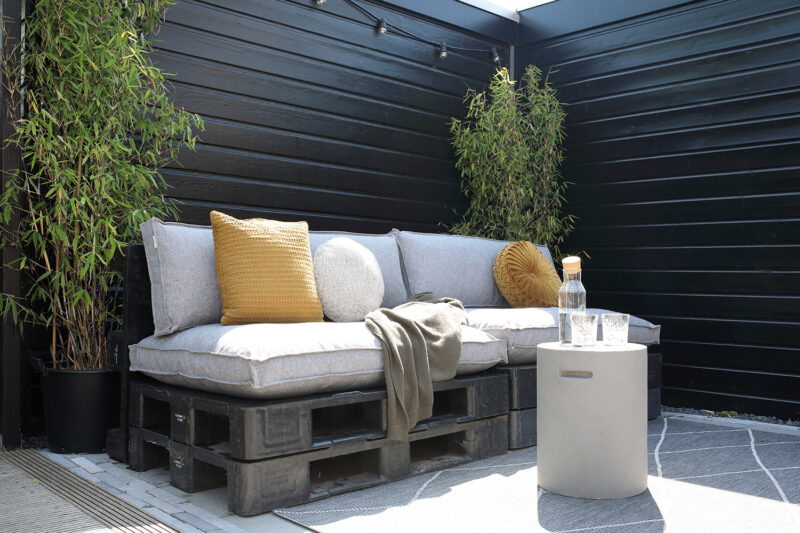 Creëer je eigen staycation-paradijs met een palletbank - studio1967